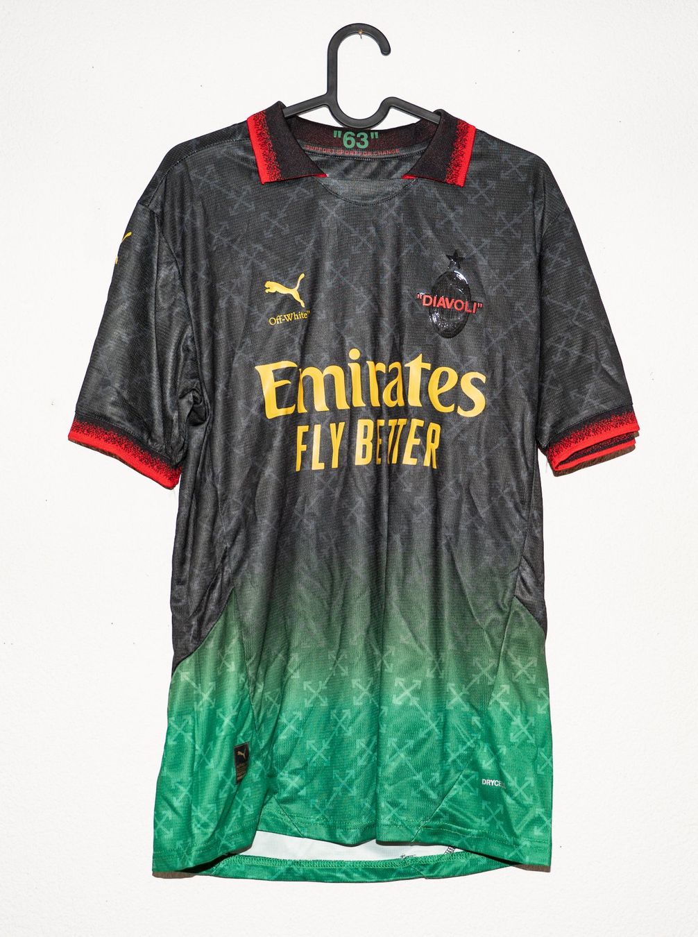 AC MILAN x OFF-WHITE Replica Jersey Men Shirt (Neu (gemäss Beschreibung ...