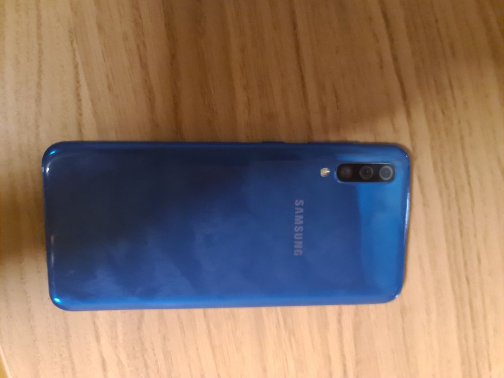 Samsunge A50 Defekt (Defekt) in für CHF 41 – mit Lieferung auf Ricardo kaufen