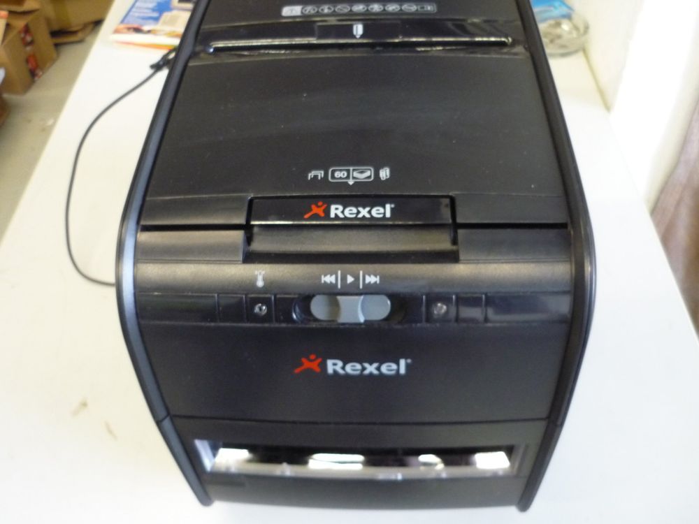 Rexel X 60 X - Aktenvernichter Neuwertig TOP Shredder (Gebraucht) in Beringen für CHF 49 – mit ...