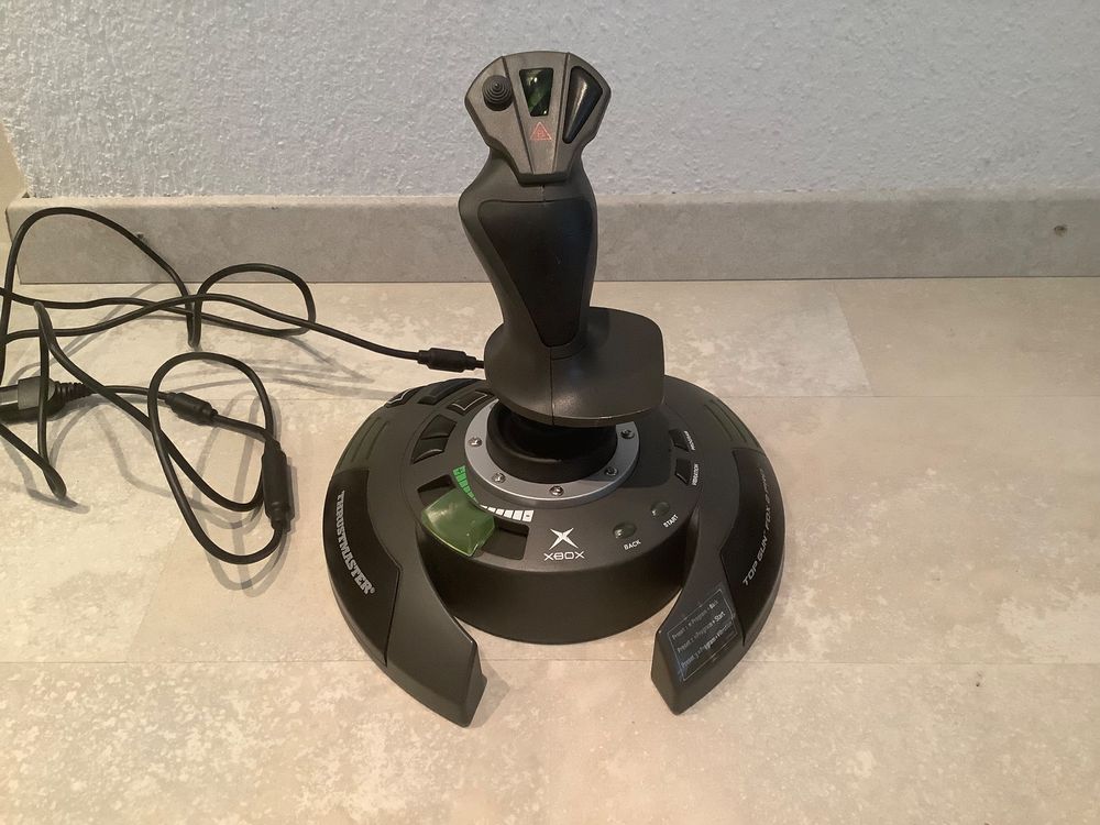 Xbox Gen. 1 Joystick Thrustmaster Top Gun Fox 2 Pro | Acheter sur Ricardo