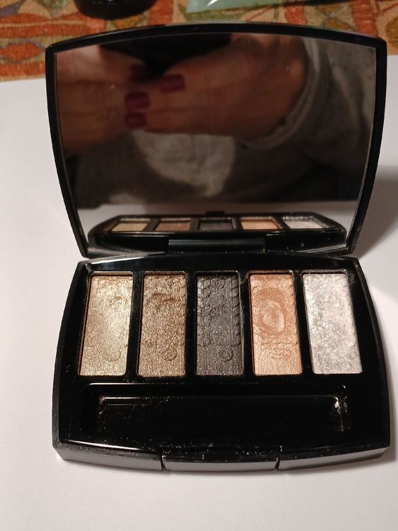 Chanel Eyeshadow Palette Lumière Graphique Limited Edition (Gebraucht ...