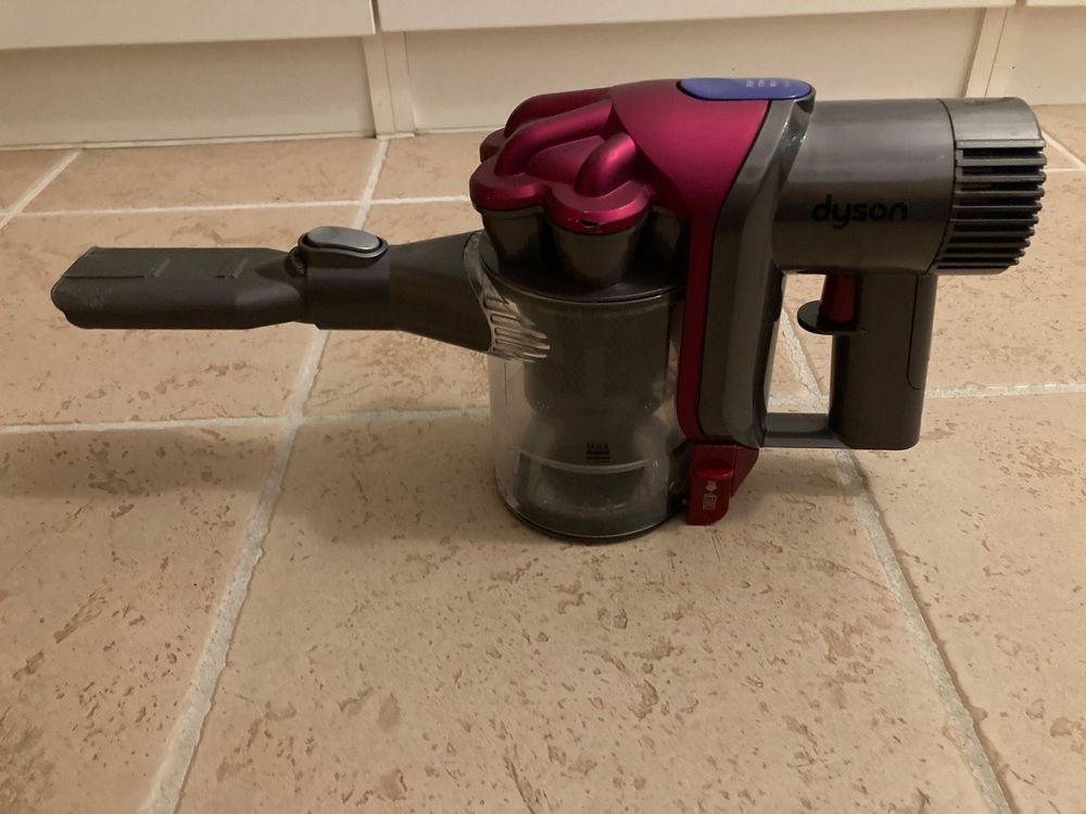 Dyson DC31 (Gebraucht) in Rheinfelden für CHF 5 – mit Lieferung auf ...