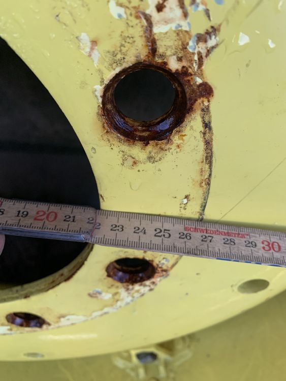 John Deere Räder (Gebraucht) in Hellbühl für CHF 1000 – nur Abholung ...