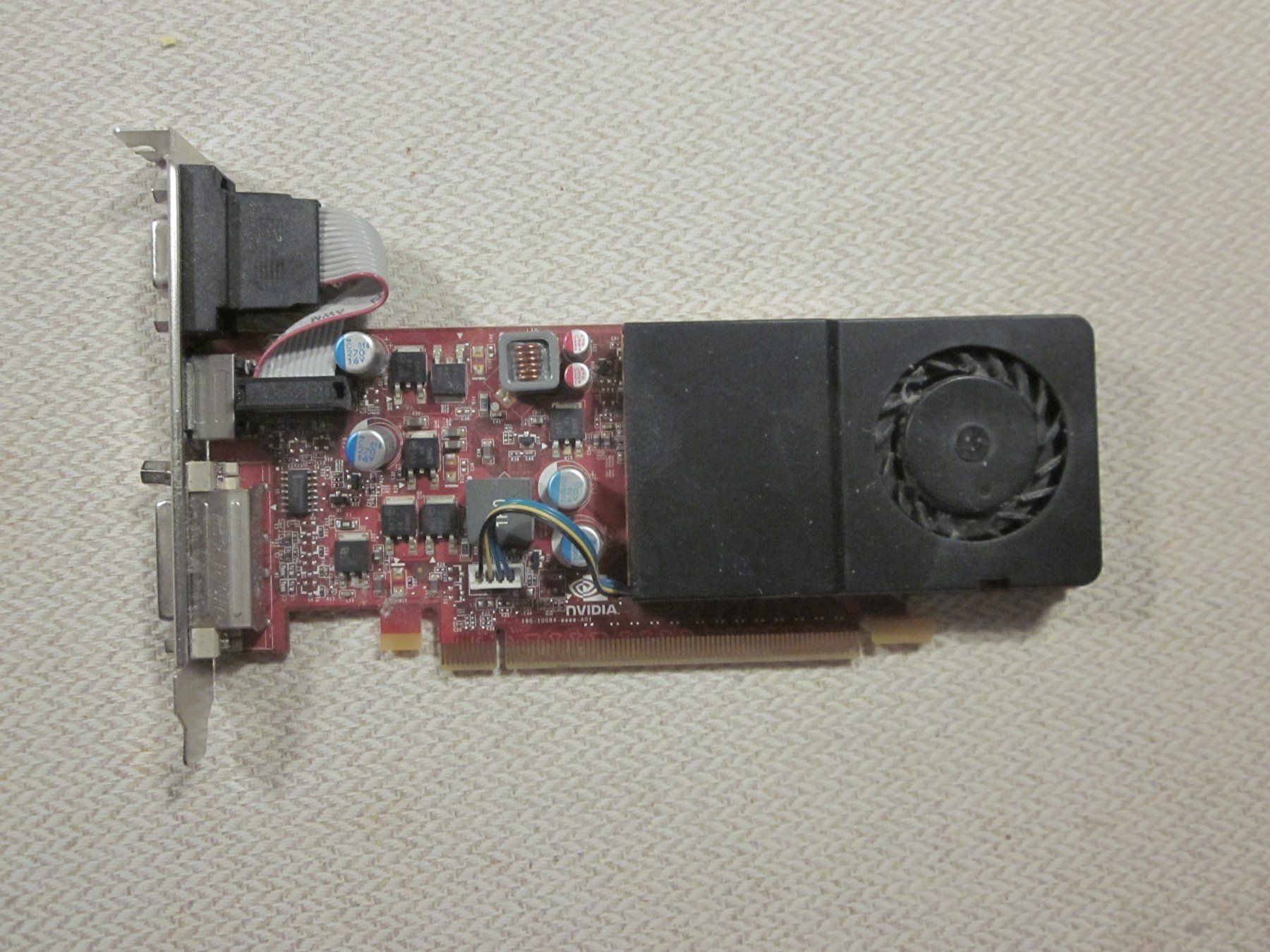 Grafikkarte Nvidia (Gebraucht) in Domat , Ems für CHF 1 – mit Lieferung ...