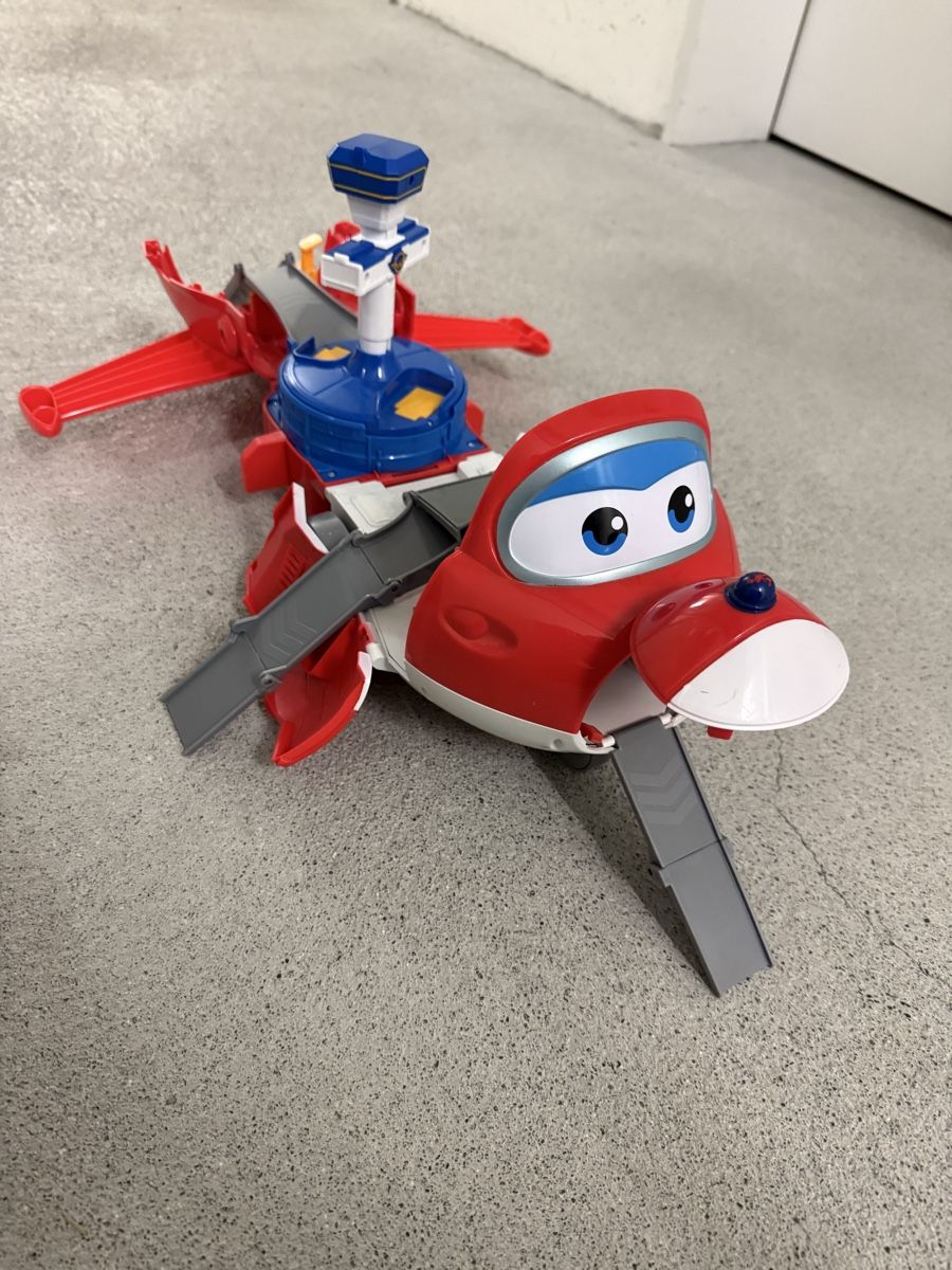 Super Wings Jett Flugzeug Spielzeug, aufklappbar (Gebraucht) in Wabern ...
