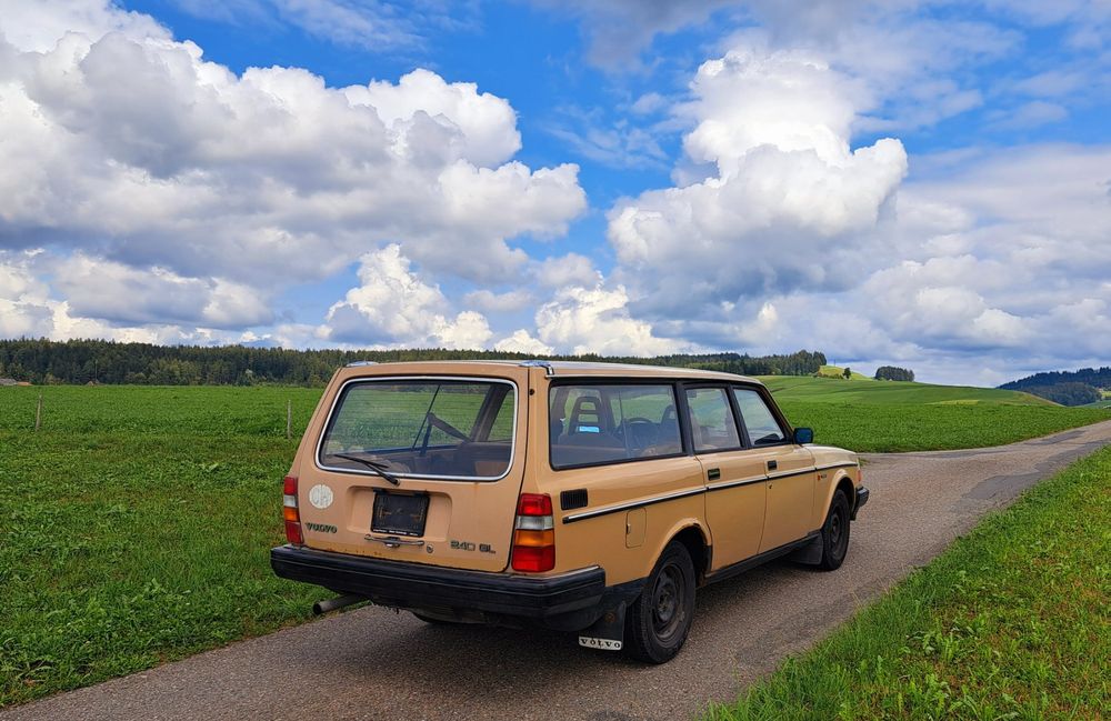 Volvo 240 GL Kombi 1984 "the Road Warrior" (Gebraucht) in für CHF 2603 ...