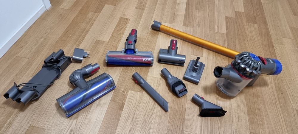 Dyson V8 absolute | Kaufen auf Ricardo