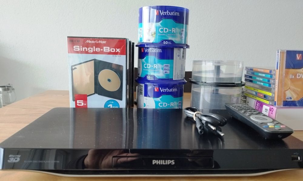Philips Blue-Ray Player mit div. Rohlingen (Gebraucht) in Sitterdorf ...