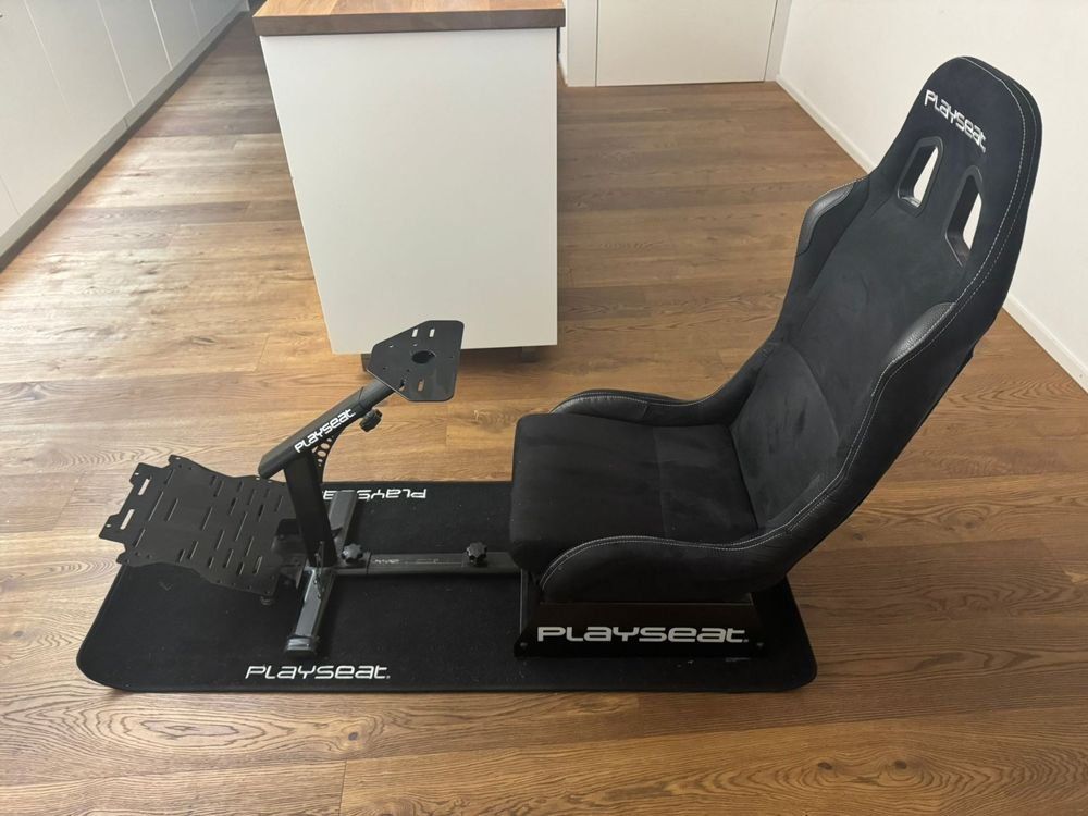 Playseat Evolution Alcantara (Gebraucht) in Nürensdorf für CHF 165 – nur Abholung auf Ricardo kaufen