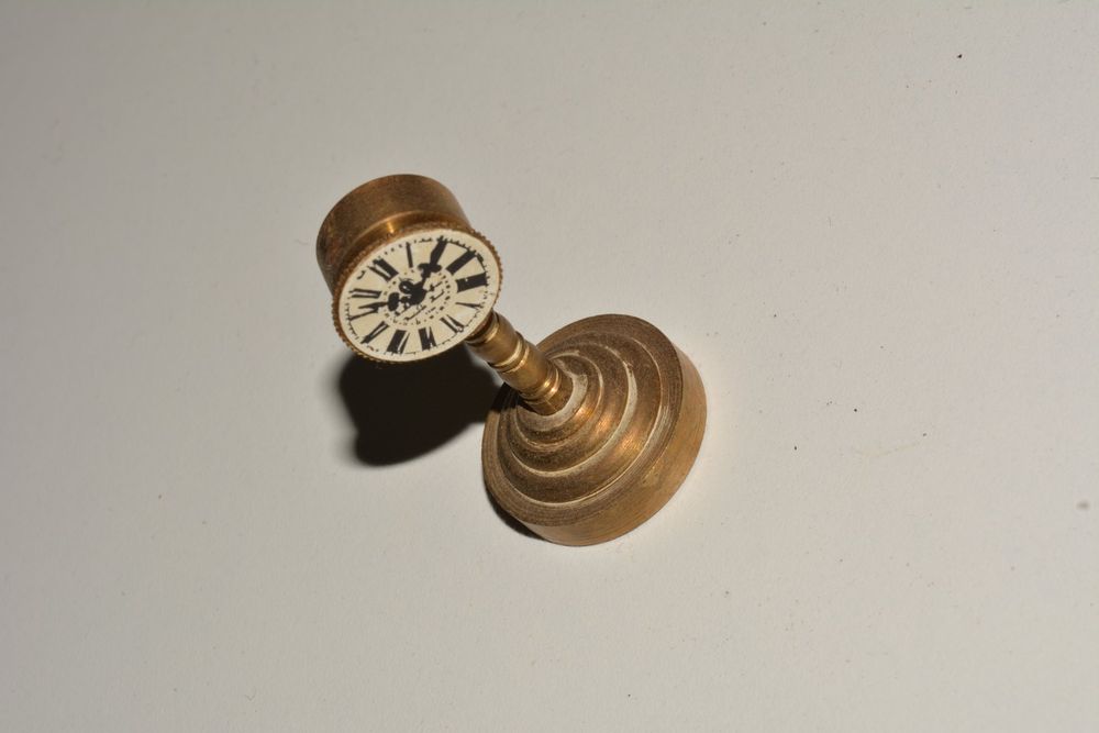 Antike Wanduhr aus Messing Standuhr Uhr rarität (Gebraucht) in ...
