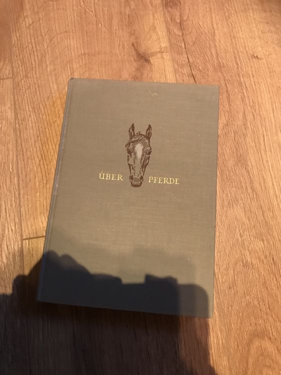 Über Pferde antiquarisches Buch von Bruno J. G. Dechamps | Kaufen auf ...