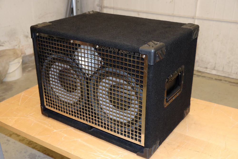SWR Goliath JR III 2X10 Bass Box - gut erhalten (Gebraucht) in Basel ...