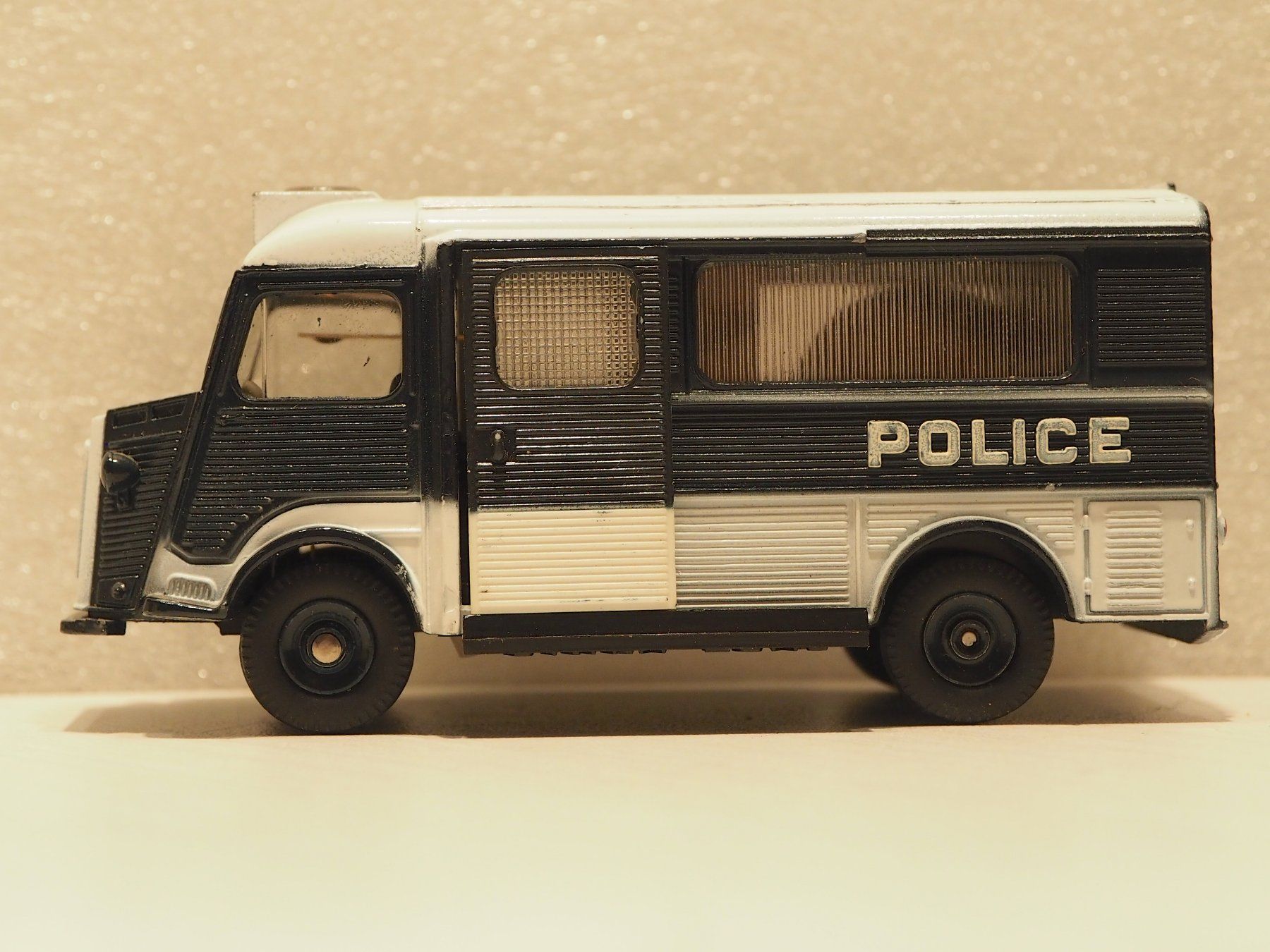 Citroen HY Currus Police Secours - Dinky Toys France 566 (Neu und ...