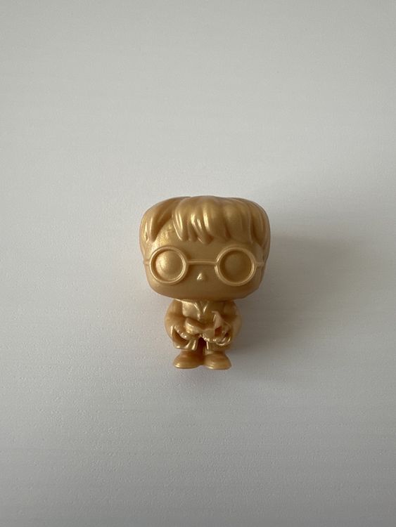 Harry Potter Gold Figur Kinder Joy (Neu und originalverpackt) in ...