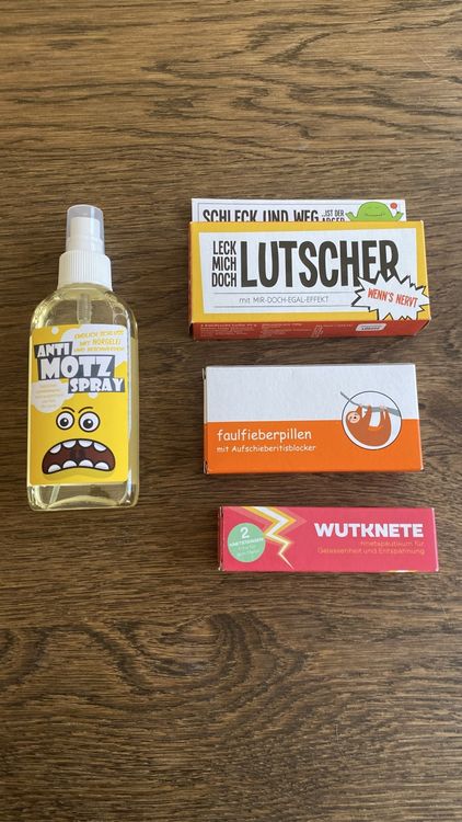 Lustiges Anti-Motten Spray Geschenkset Spass Paket lustig (Neu (gemäss ...