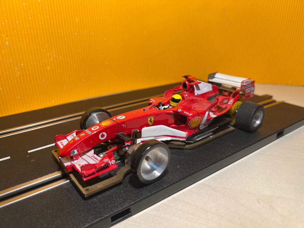 Ferrari Formel 1 «Vodafone Sponser» Nr. 1 Rot metallic 1:24 (Gebraucht ...
