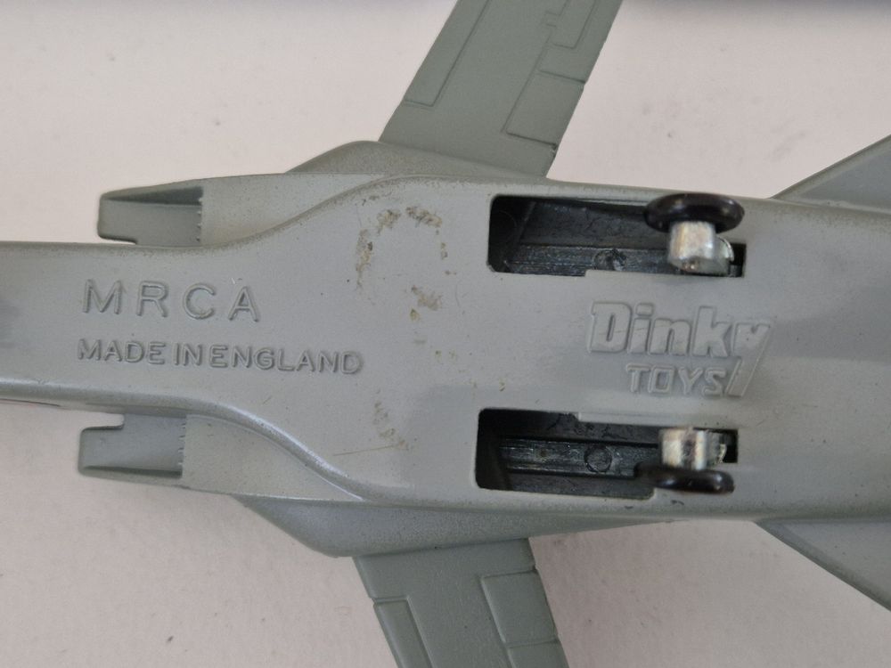 Dinky Toys Tornado MRCA Flugzeug 736 Vintage Militär (Gebraucht) in ...
