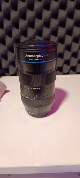 Sirui Anamorphic Lens / 75mm / 1.8 / MFT (Gebraucht) in Lenzburg für ...