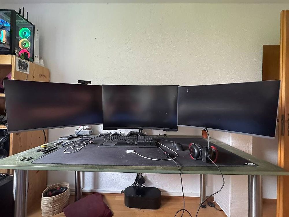 3er Curved Gaming Monitor Setup mit Monitorhalter (Gebraucht) in Zillis ...