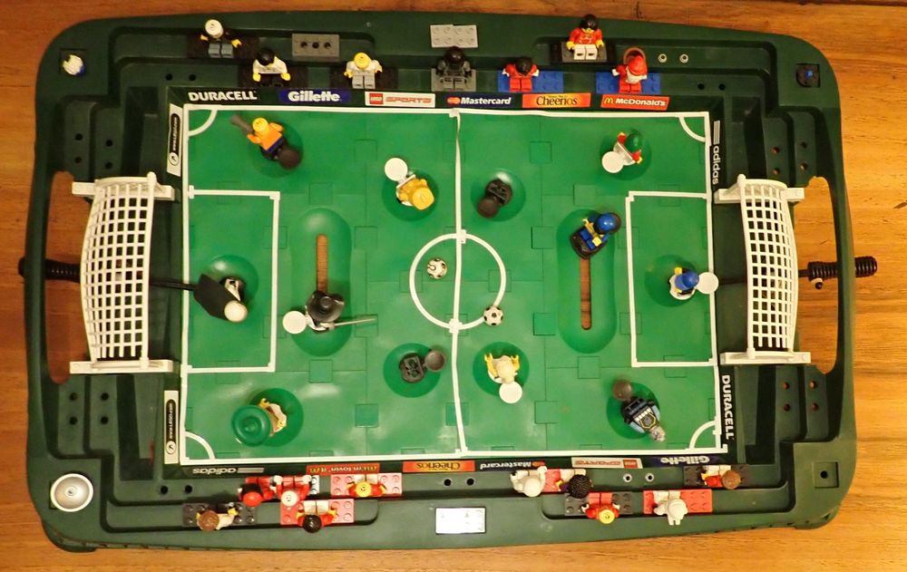 Lego Tipp-Kick mit kreativer Mannschaftsaufstellung (Gebraucht) in ...