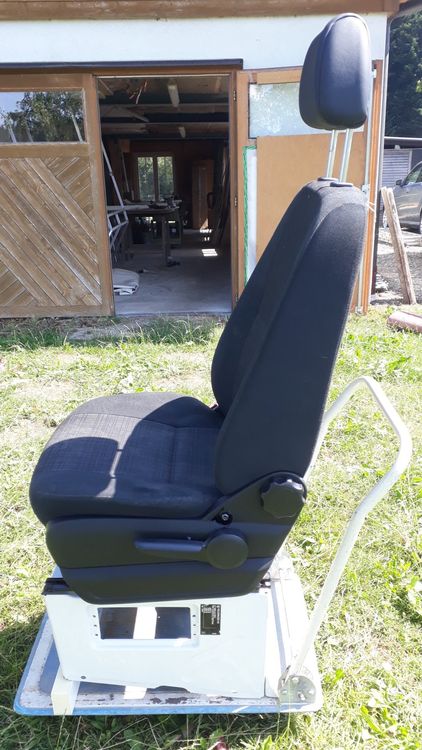 Fahrersitz für Mercedes Sprinter od. VW Crafter (Gebraucht) in Busswil ...
