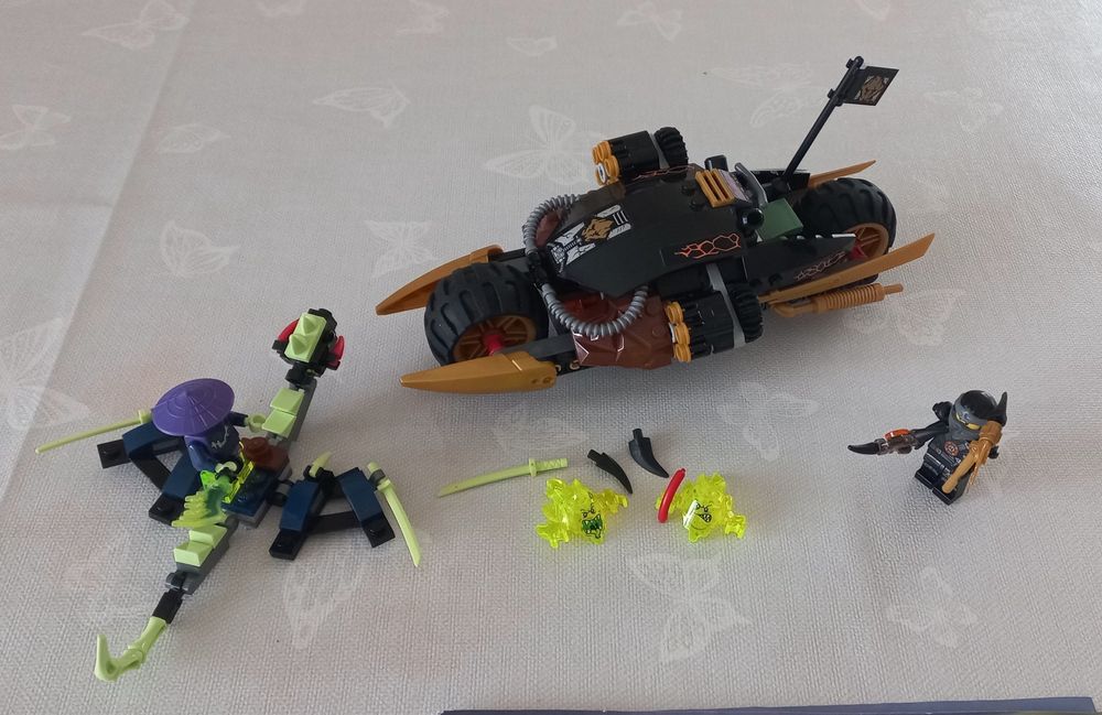 LEGO Ninjago 70733 Cole's Donner-Bike (Gebraucht) in St. Margrethen SG ...