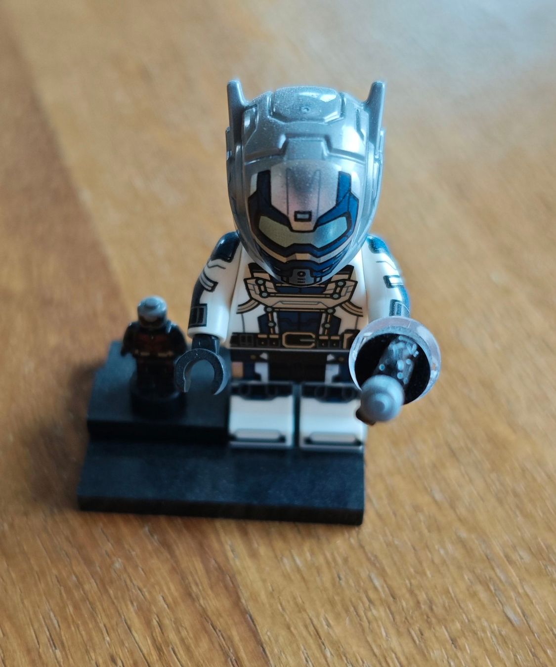 Goliath Minifigur - Lego Marvel Series 2 (Gebraucht) in Biel/Bienne für ...