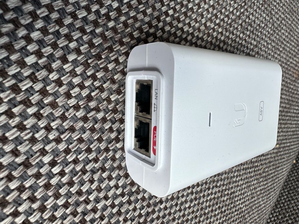 Ubiquiti Unifi Adaptor PoE+ 802.3AT 48 Volt (Gebraucht) in Menziken für ...