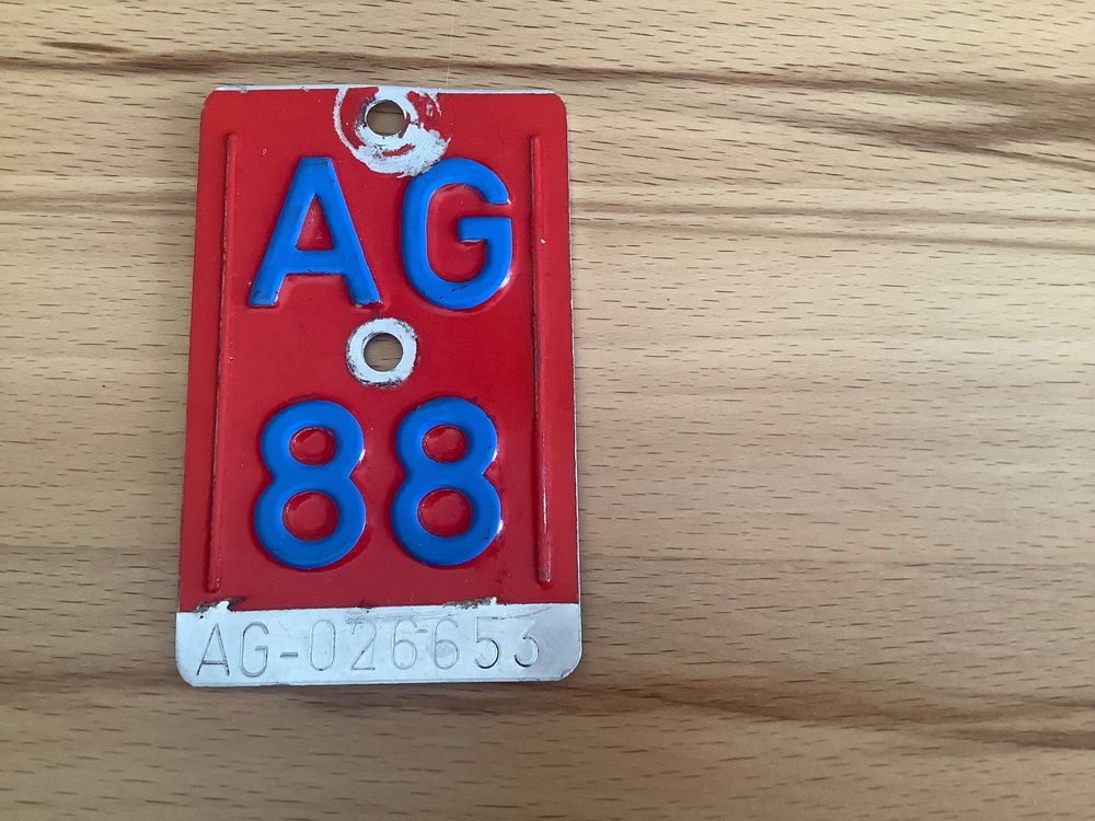 Velonummer AG 1988 / Letzter Jahrgang von Blechnummern (Gebraucht) in Dübendorf für CHF 5 – mit ...