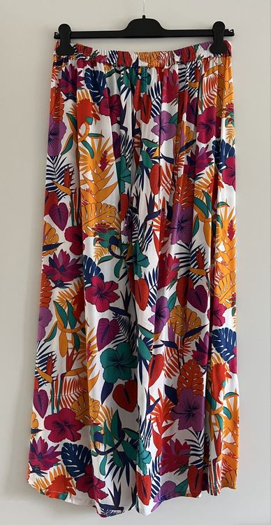 Baba Design Sommerhose (S/M) (Neu (gemäss Beschreibung)) in Zürich für ...