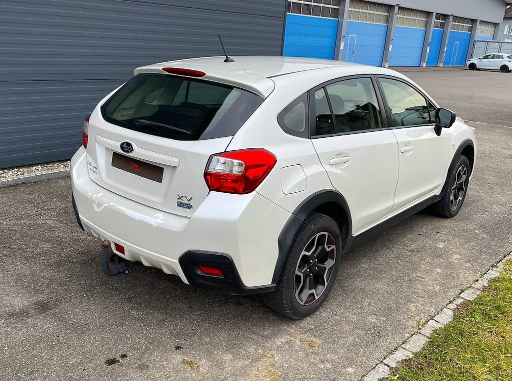 SUBARU XV 2.0 D-S AWD 4x4 / JG 2015(Code B5b) / AHK(1600kg) (Gebraucht ...