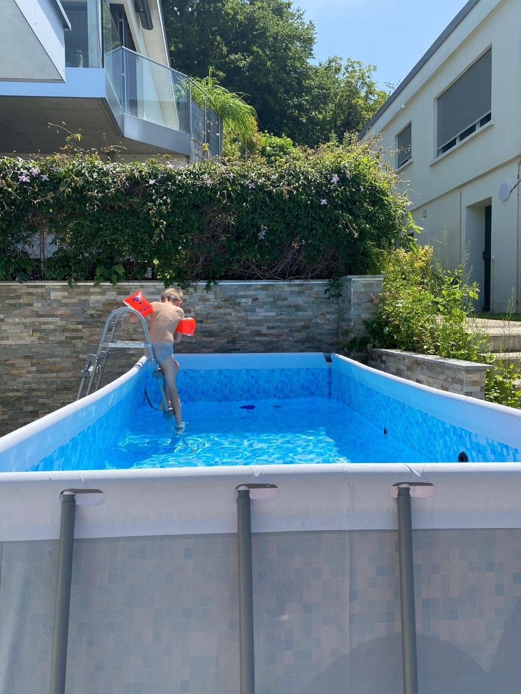 Stahlrohrbecken Pool 400x200x100 inkl. Sandfilteranlage (Gebraucht) in ...