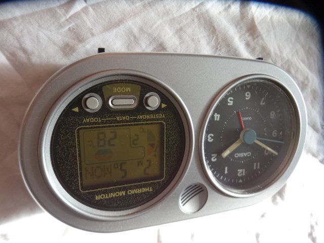 CASIO WECKER UND THERMO MONITOR TIP TOP LÄÜFT-MADE IN JAPAN. (Gebraucht ...