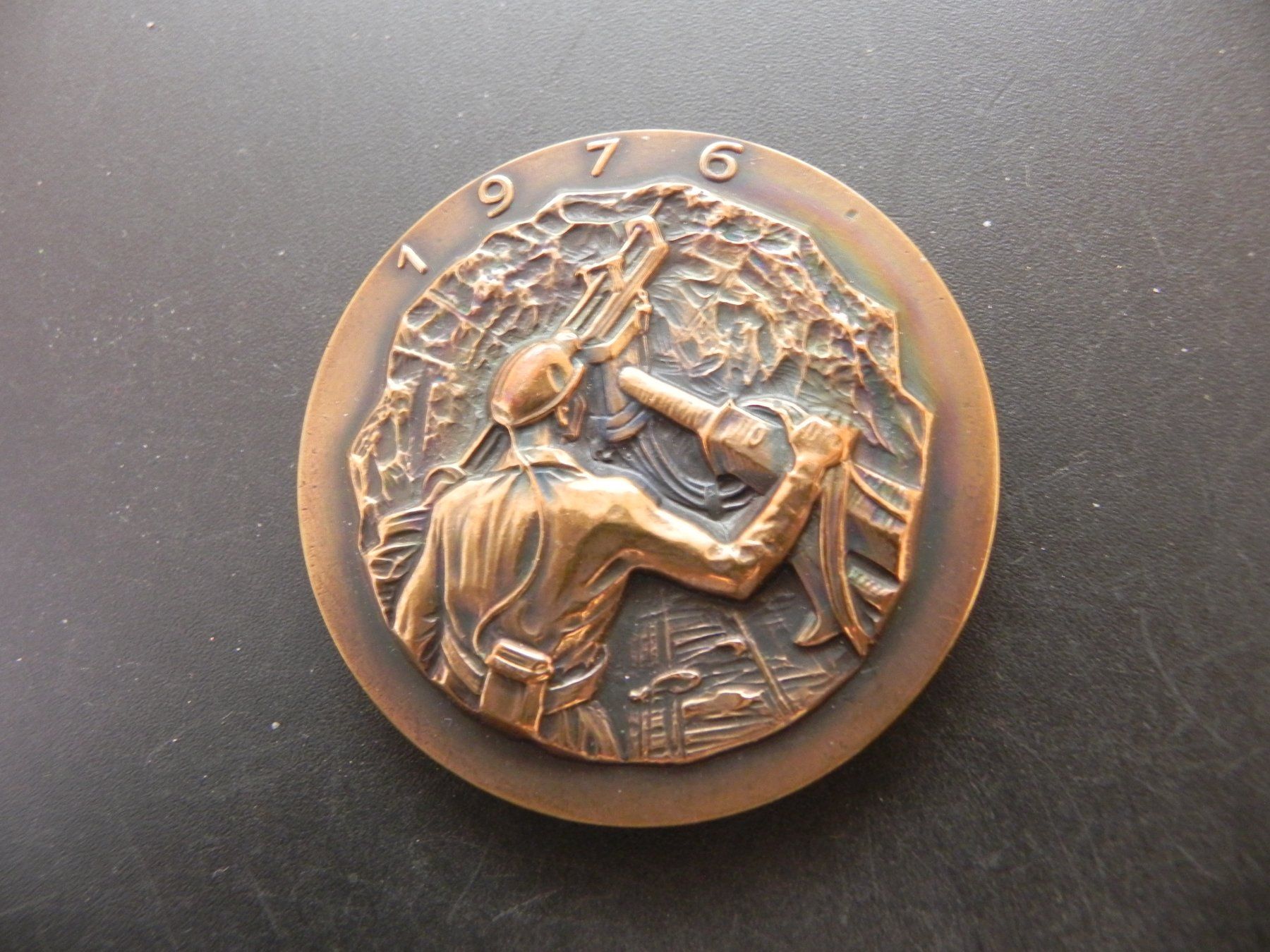 Medaille Gotthard Strassen Tunnel 1976 (Usato) a Biel/Bienne per CHF 4. ...