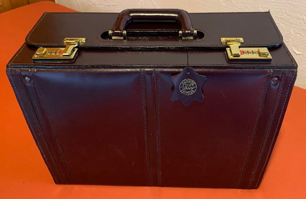 Akten- / Pilotenkoffer aus Leder (Neu (gemäss Beschreibung)) in ...