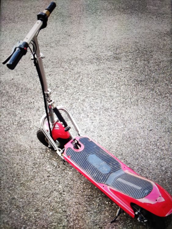 Elektro Scooter Trotti Strassen Scooter rot Occasion (Gebraucht) in ...