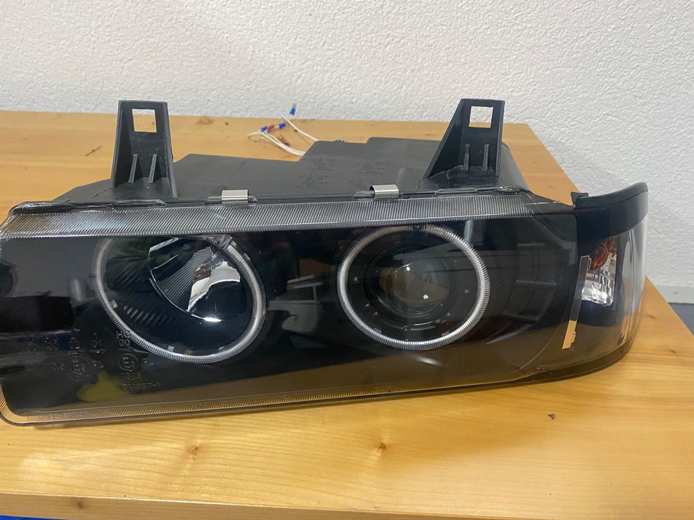 CCFL Angel Eyes Scheinwerfer Set in Schwarz für 3er BMW E36 (Gebraucht) in Muntelier für CHF 60 ...