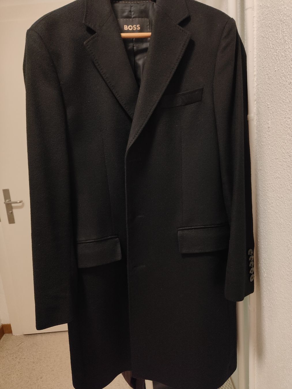 Hugo Boss Wintermantel, Grösse 48, Top Zustand! (Gebraucht) in ...