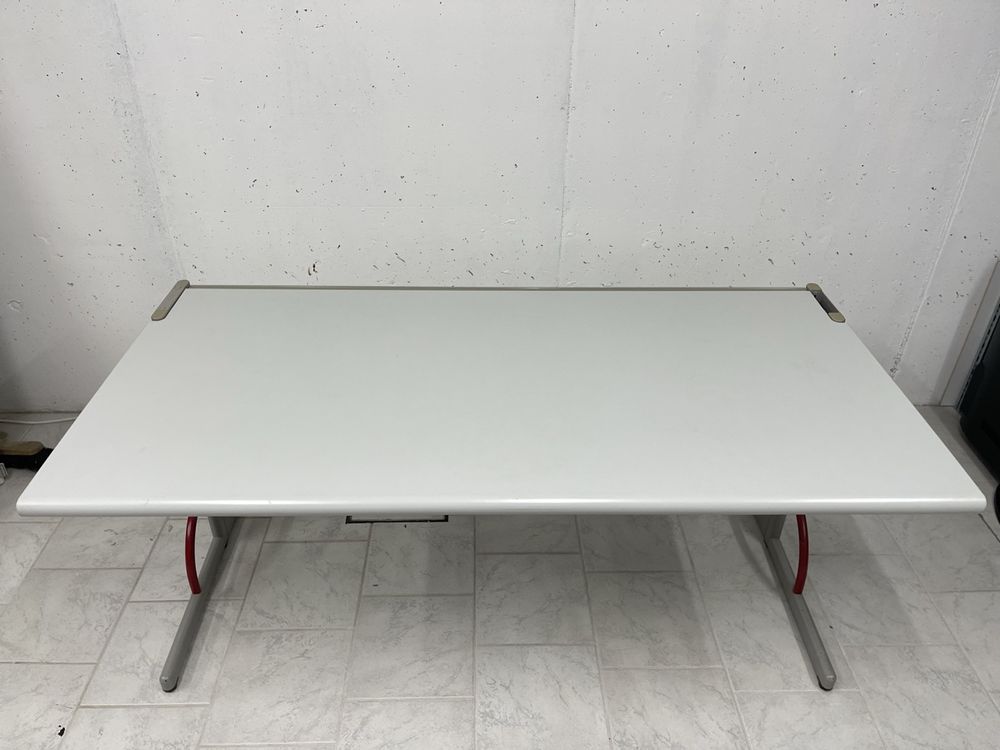 Bürotisch Lista CH (Gebraucht) in Niederrohrdorf für CHF 20 – nur ...