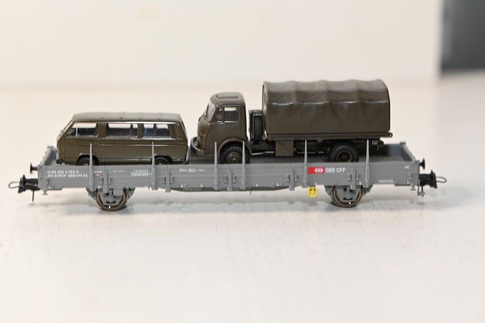 SBB Ks mit Militärfahrzeugen Roco HO/DC (Gebraucht) in Laupen ZH für CHF 31 – mit Lieferung auf ...