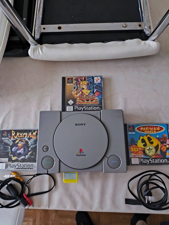 Sony Ps1 SCPH-1002 + Games (Gebraucht) in Arbon für CHF 110 – mit Lieferung auf Ricardo kaufen