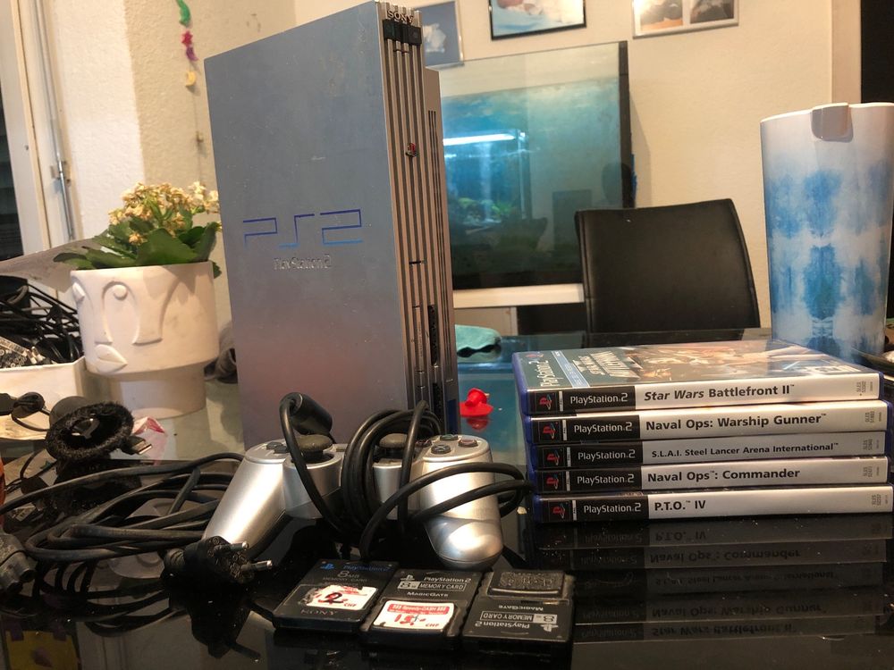 Playstation 2 Silver komplet inkl 5 Games + 3 Mermory cards | Kaufen ...
