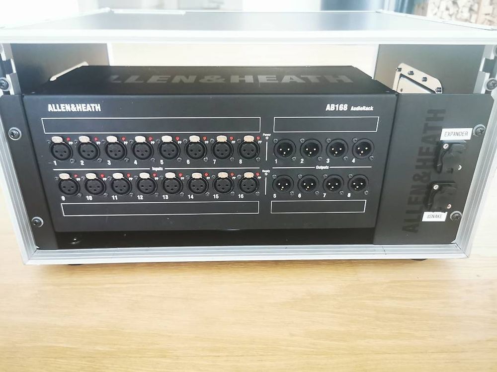 Allen & Heath AB168 Stagebox, inkl. Case und LAN-Kabelrolle (Gebraucht ...
