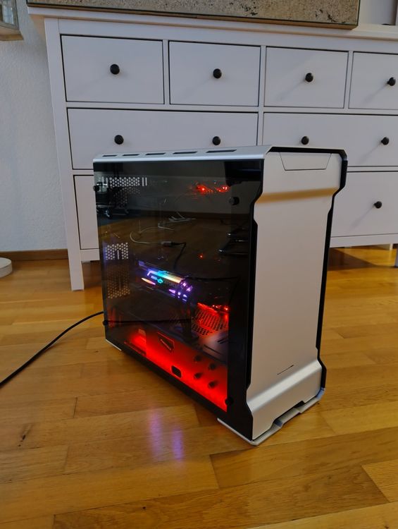 Gaming PC mit RTX 2080Ti & i7 7700k & 64GB Ram | Acheter sur Ricardo