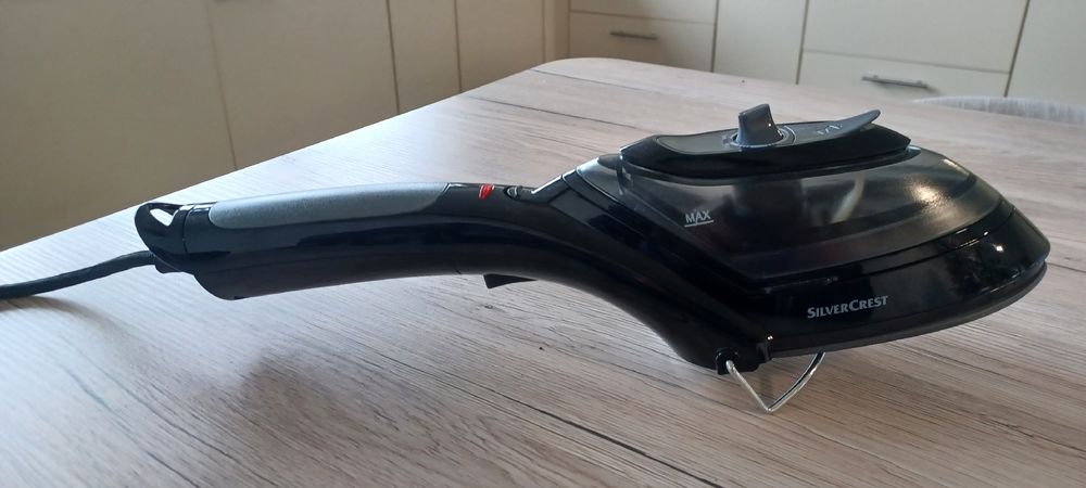 SilverCrest Handheld Garment Steamer Clothes Iron 1000W (Neu (gemäss ...