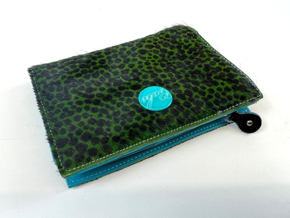 GABS Leder-Portemonnaie Türkis/Grün Leopardenmuster (Gebraucht) in für ...