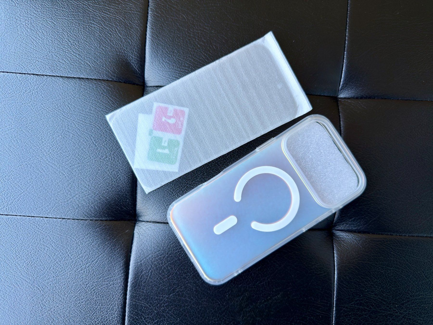 Coque iPhone 17 Pro Max Magsafe + protection écran Neuve! (Neuf avec ...