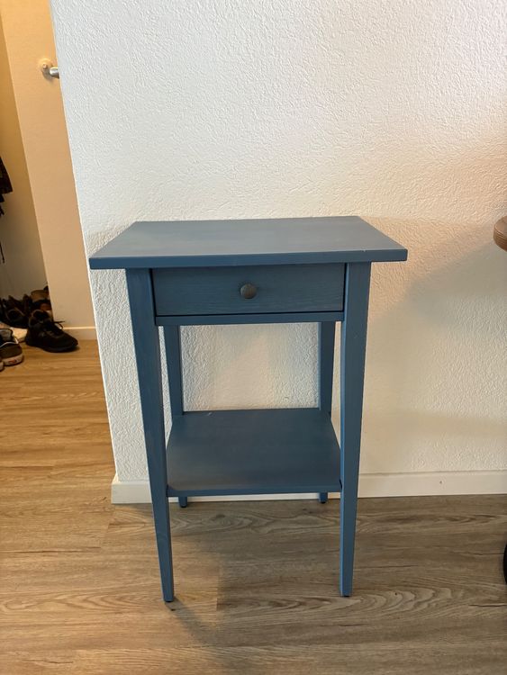 Blauer Nachttisch HEMNES IKEA - upcycled! (Gebraucht) in Oberengstringen für CHF 45 – nur ...