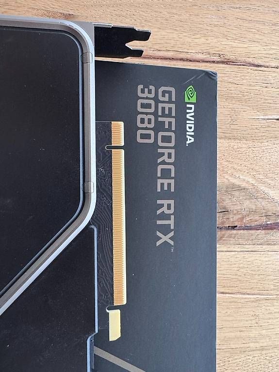 NVidia GeForce RTX 3080 FE (Founders Edition) (Gebraucht) in Glattpark ...