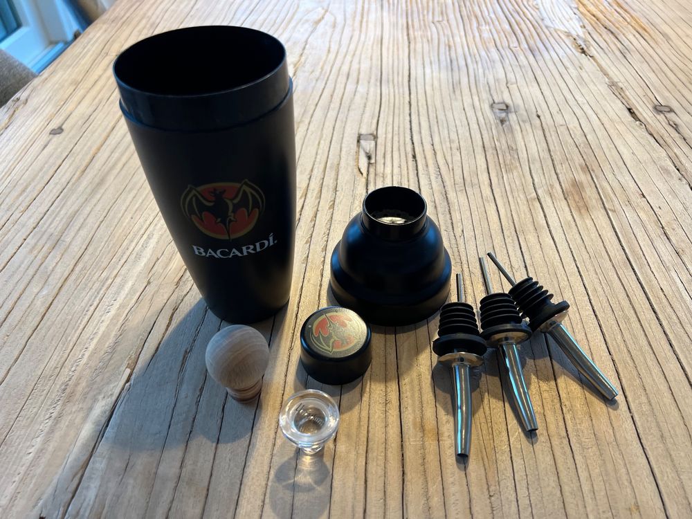 Bar-Set mit Bacardi Cocktailshaker 6teilig | Kaufen auf Ricardo